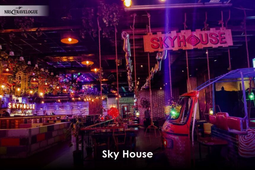 Top Nightclubs & Pubs in Noida: Timings, Location and Cost